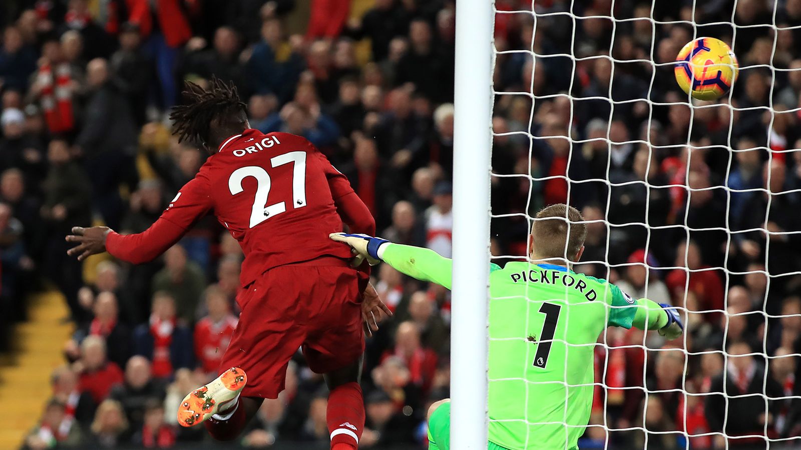 Classic moments from football derbies | Football News | Sky Sports