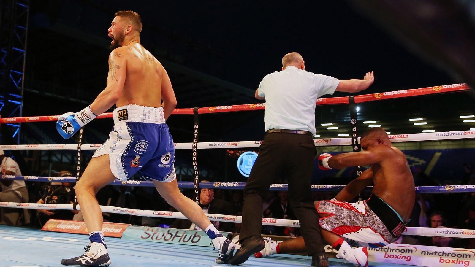 On This Day in 2016: Tony Bellew crowned world champion | Boxing News ...