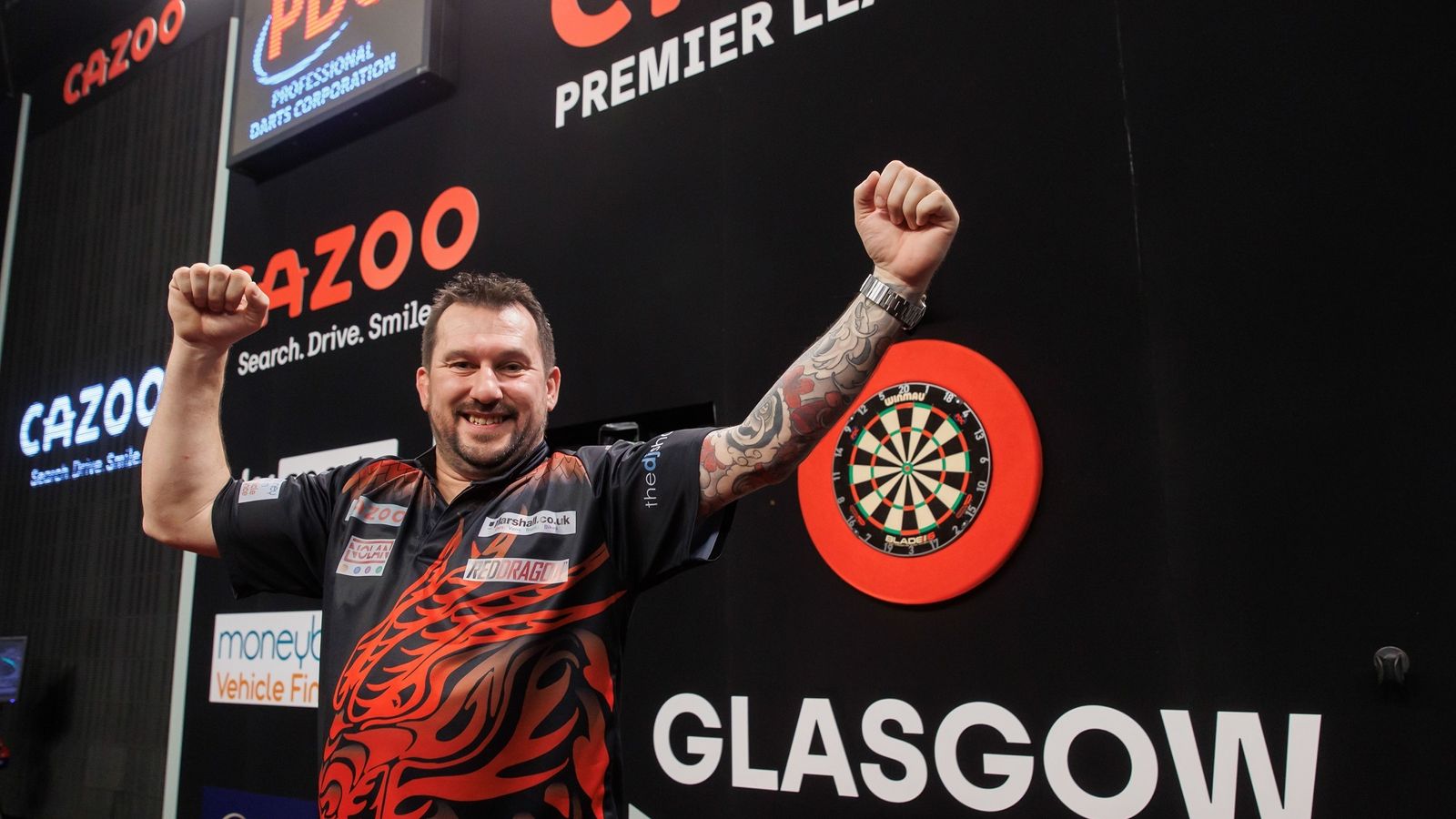 Premier League Darts: Jonny Clayton, Michael van Gerwen, Joe Cullen or ...