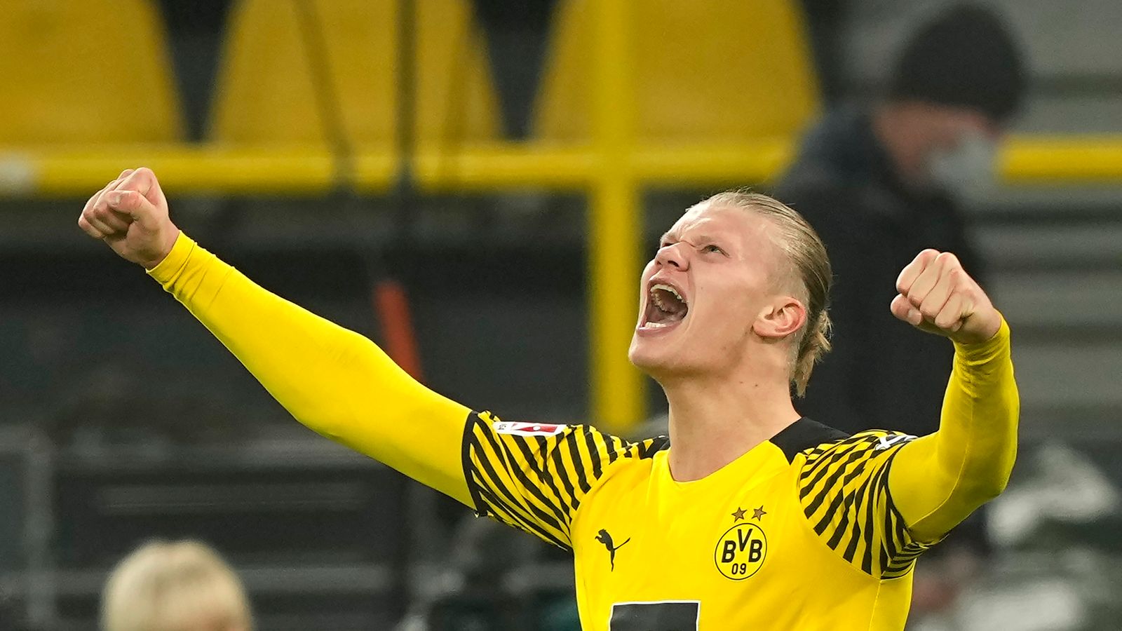 Erling Haaland: Man City confirm signing of Borussia Dortmund striker ...