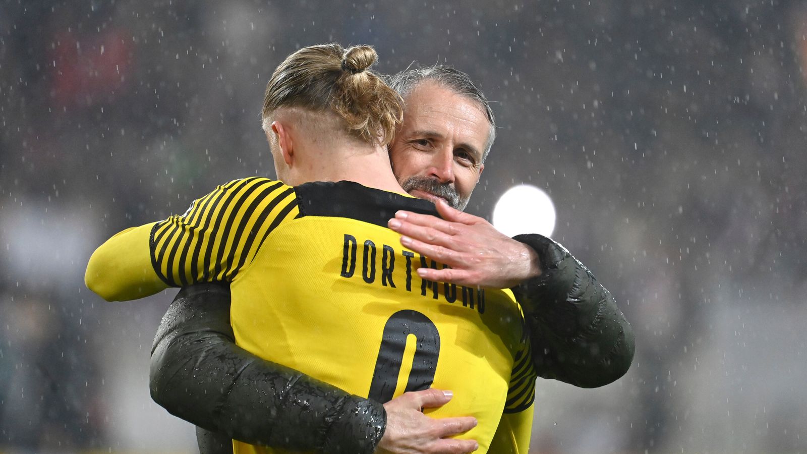 Erling Haaland: Man City confirm signing of Borussia Dortmund striker ...