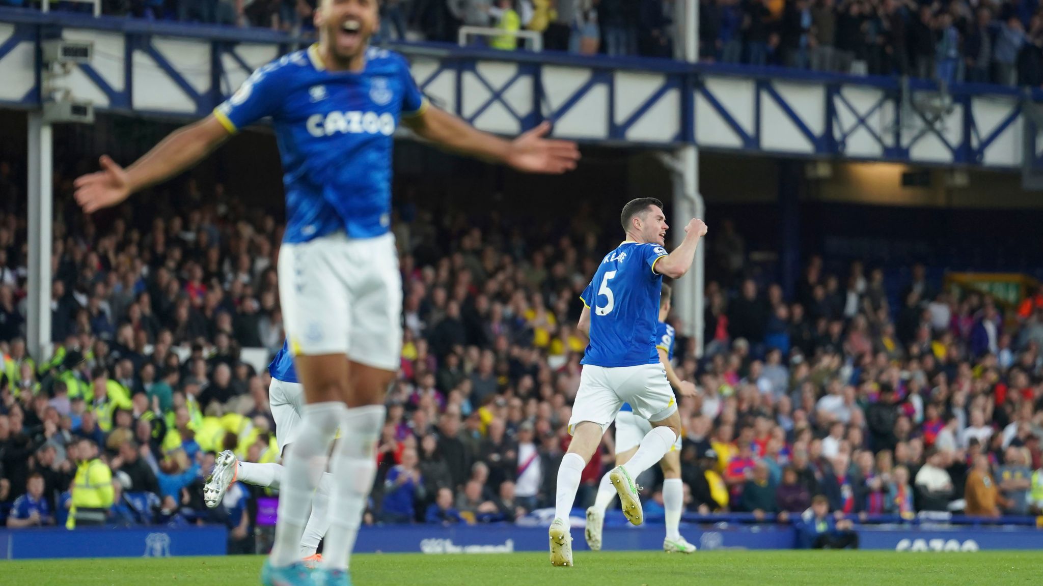 Everton 3 - 2 C Palace - Match Report & Highlights