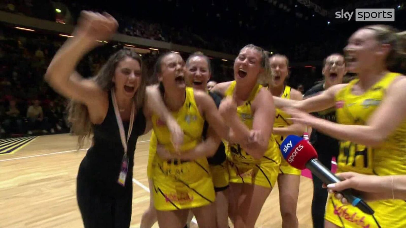 Jubilation as Manchester Thunder win Vitality Netball Superleague ...