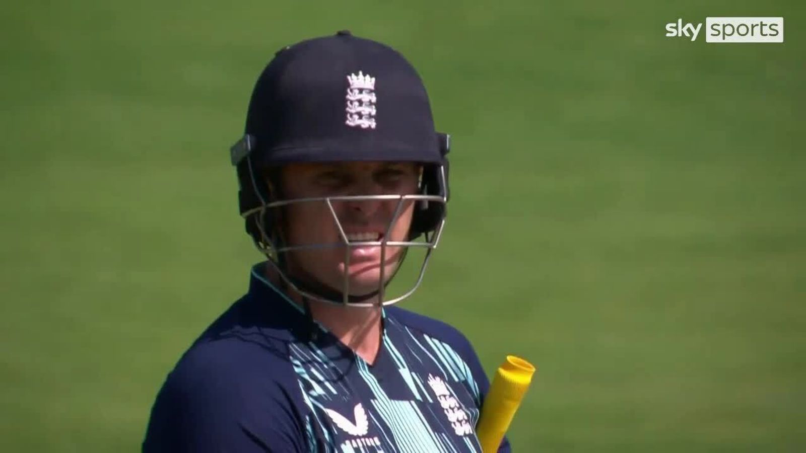 Jason Roy dismissed by his cousin Shane Snater for only one run ...