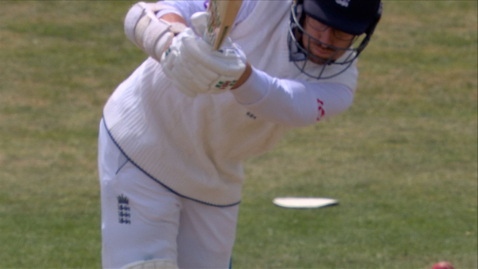 England all out for 360 as Jack Leach is the last wicket to fall ...