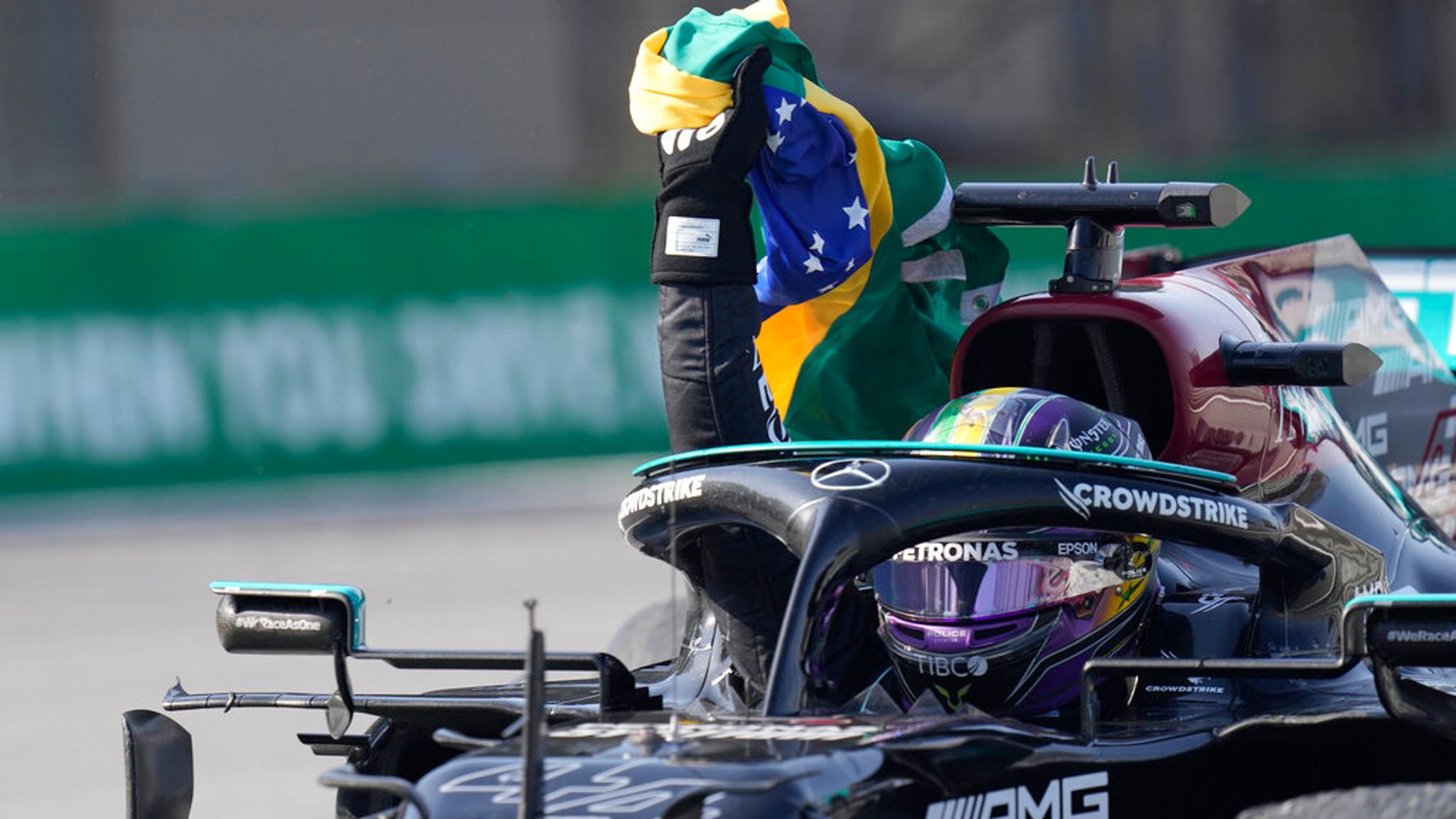 Lewis Hamilton made honorary citizen of Brazil after Congress vote ...