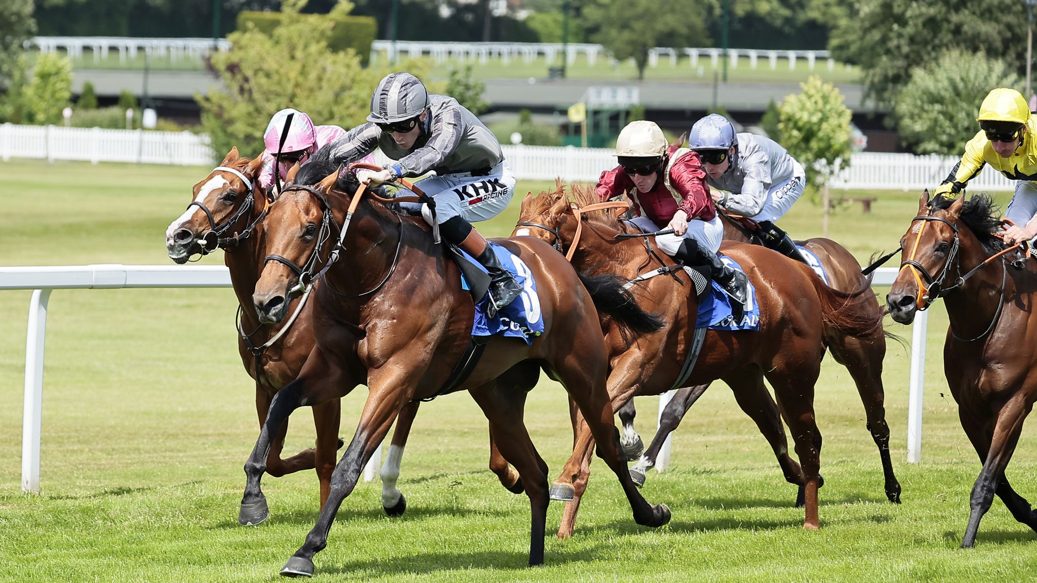 Scurry Stakes: Progressive Mitbaahy impresses at Sandown with ...