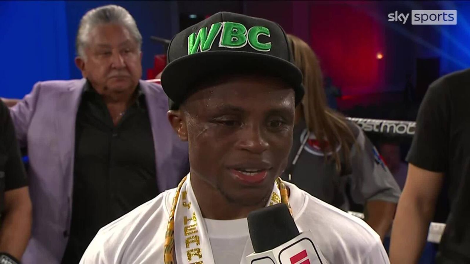Isaac Dogboe beats Joet Gonzalez in tremendous 10-round battle to line ...