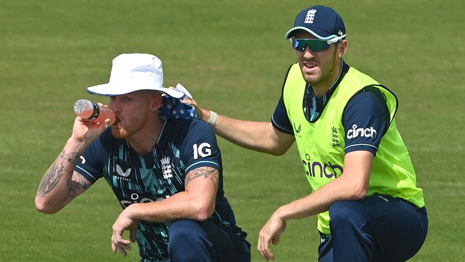 England and spectators feel the heat at sweltering Durham ODI | Cricket ...