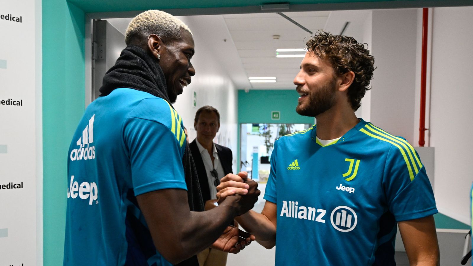 Paul Pogba: Juventus complete re-signing of France midfielder from ...