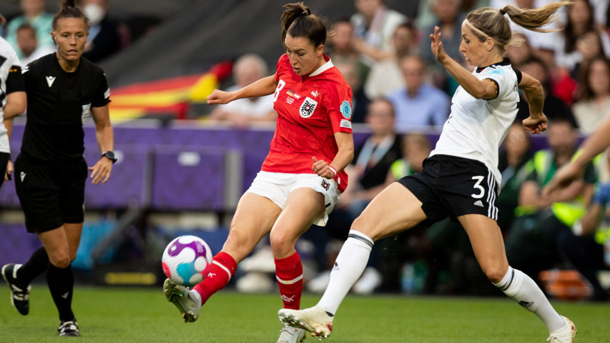 Germany Women 2 - 0 Austria Women - Match Report & Highlights