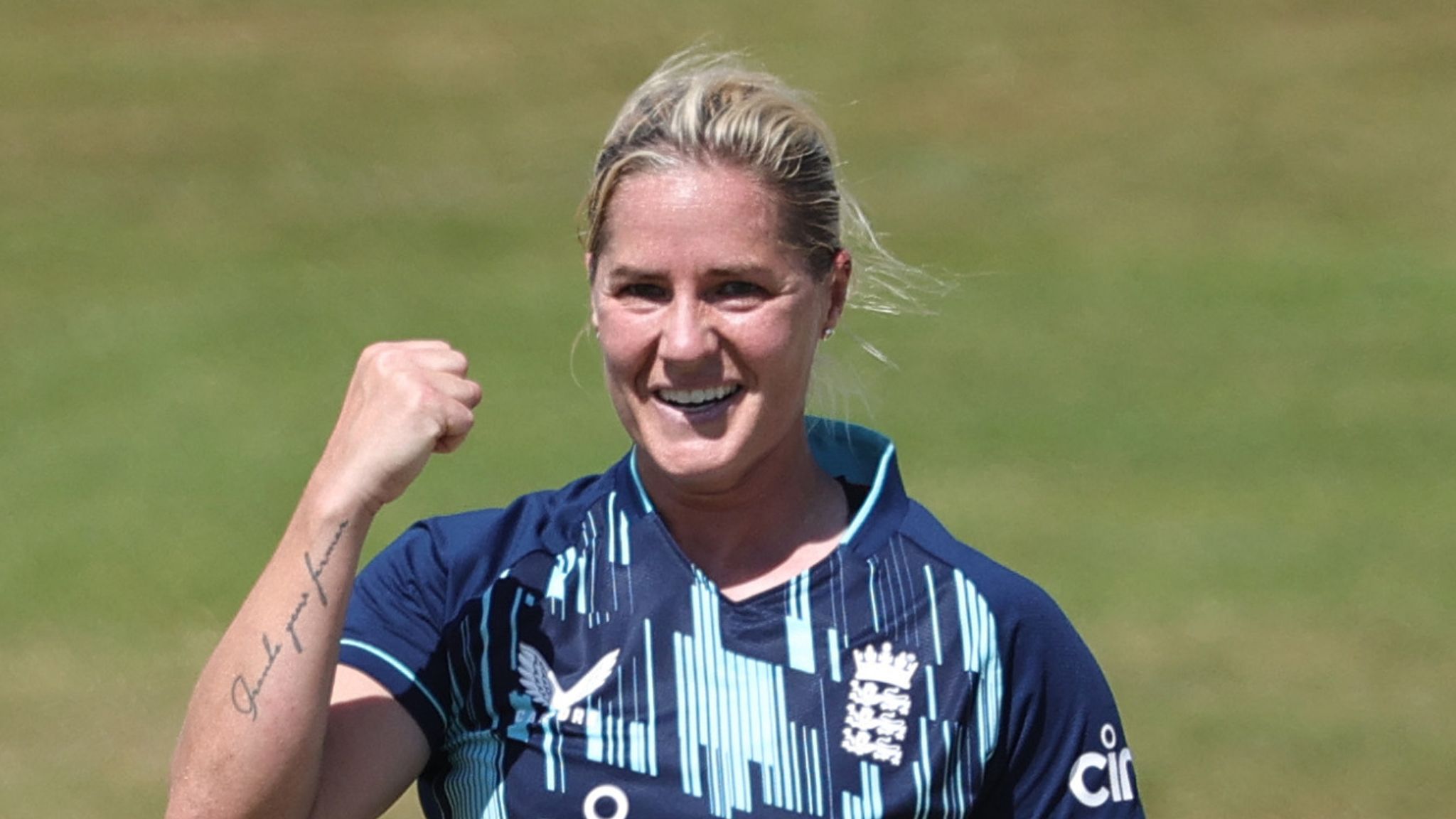 Katherine Sciver-Brunt: England bowler announces retirement from ...