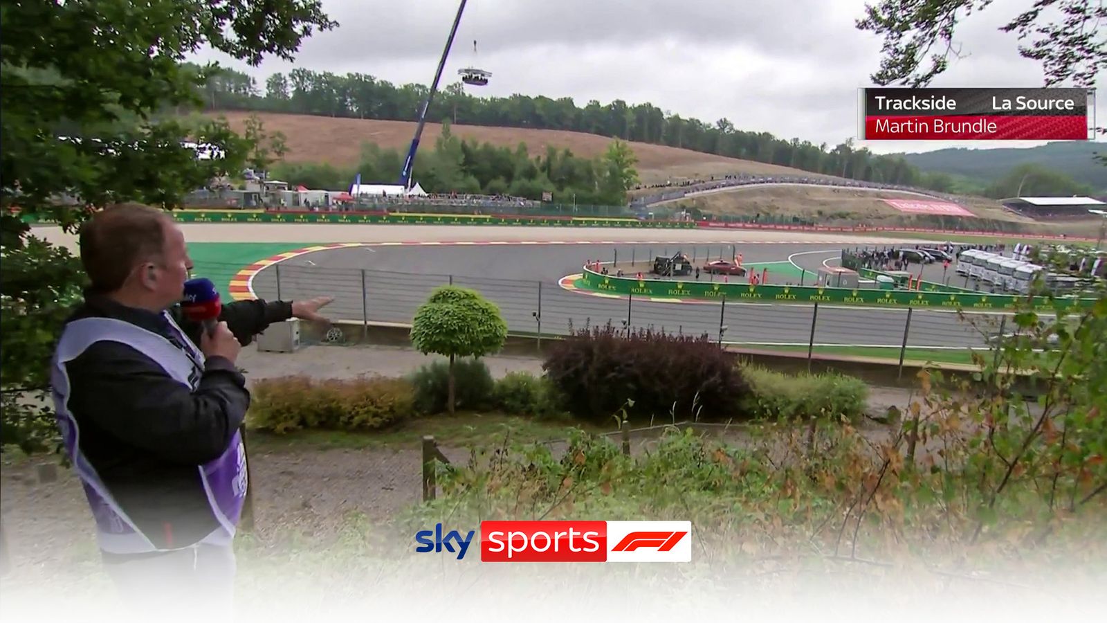 Martin Brundle trackside at La Source! | F1 News | Sky Sports