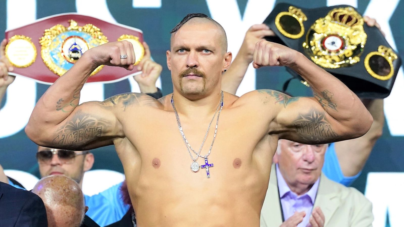 Oleksandr Usyk: Heavyweight champion's camp deny Martin Bakole claims ...