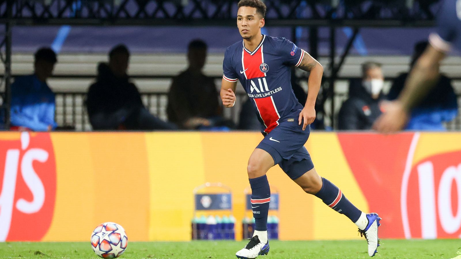 West Ham sign defender Thilo Kehrer from Paris Saint-Germain for £10.1m ...