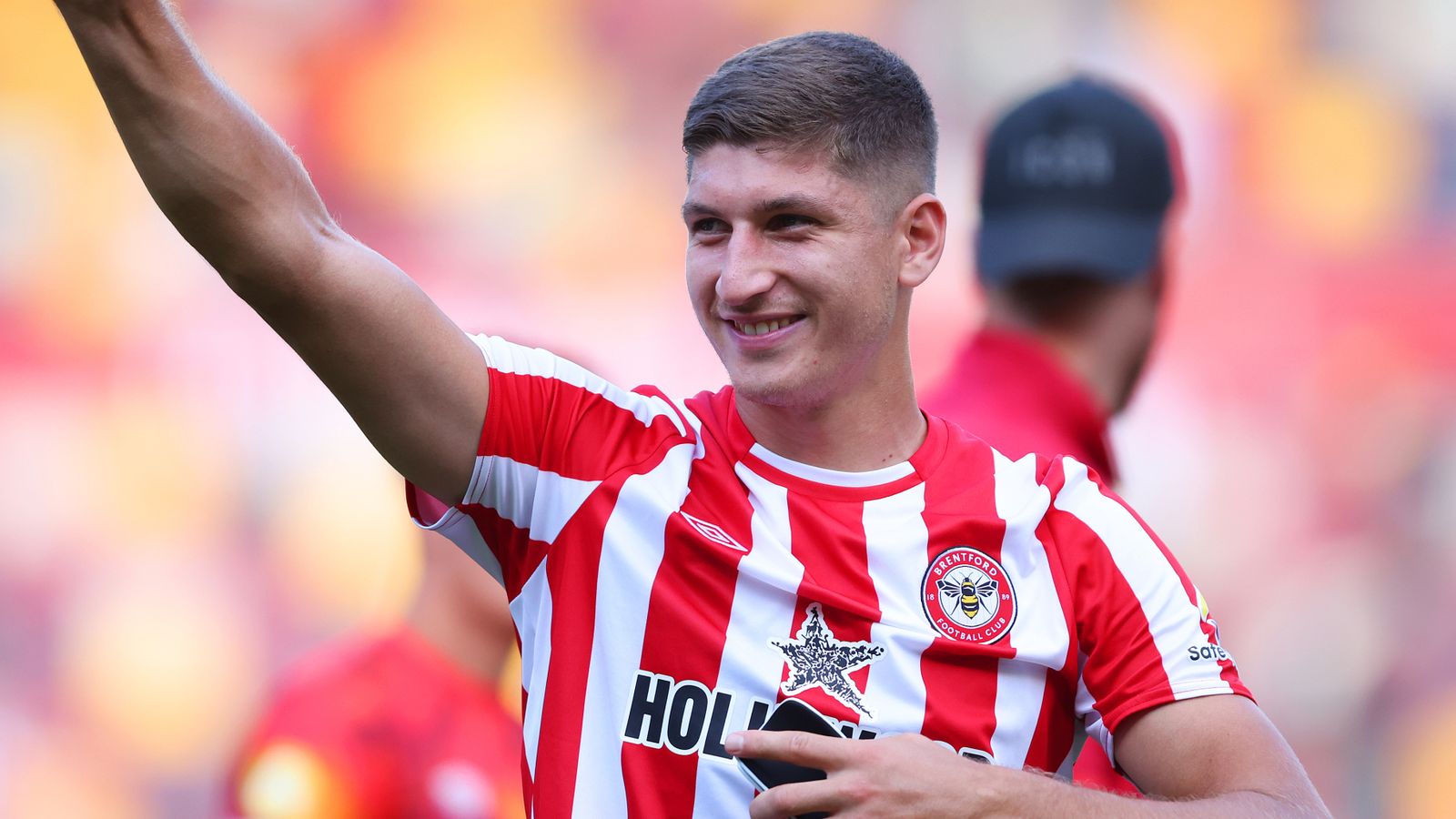 Brentford 1-1 Everton: Vitaly Janelt strikes late to cancel out Anthony ...