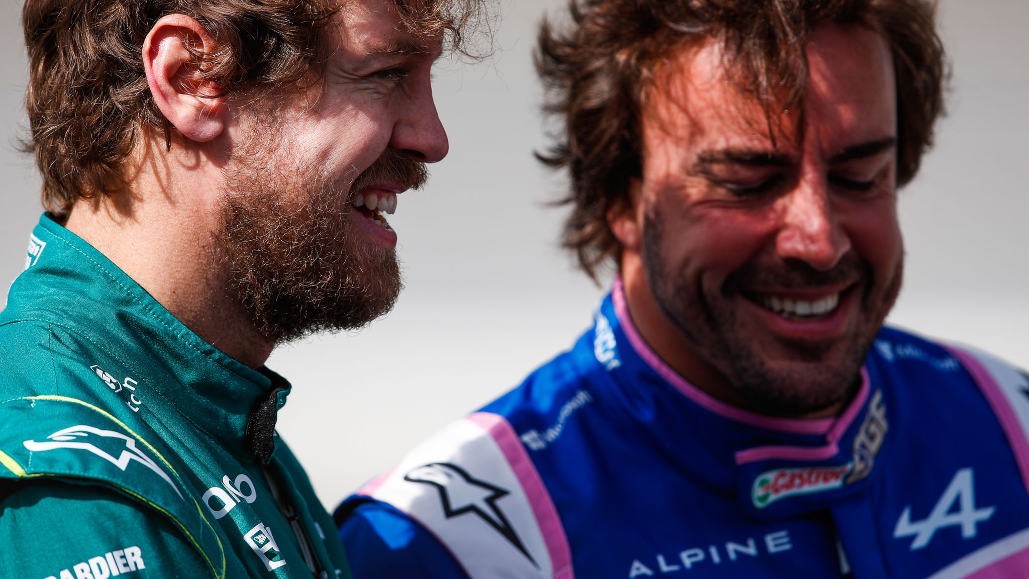 Fernando Alonso to join Aston Martin as Sebastian Vettel's replacement ...