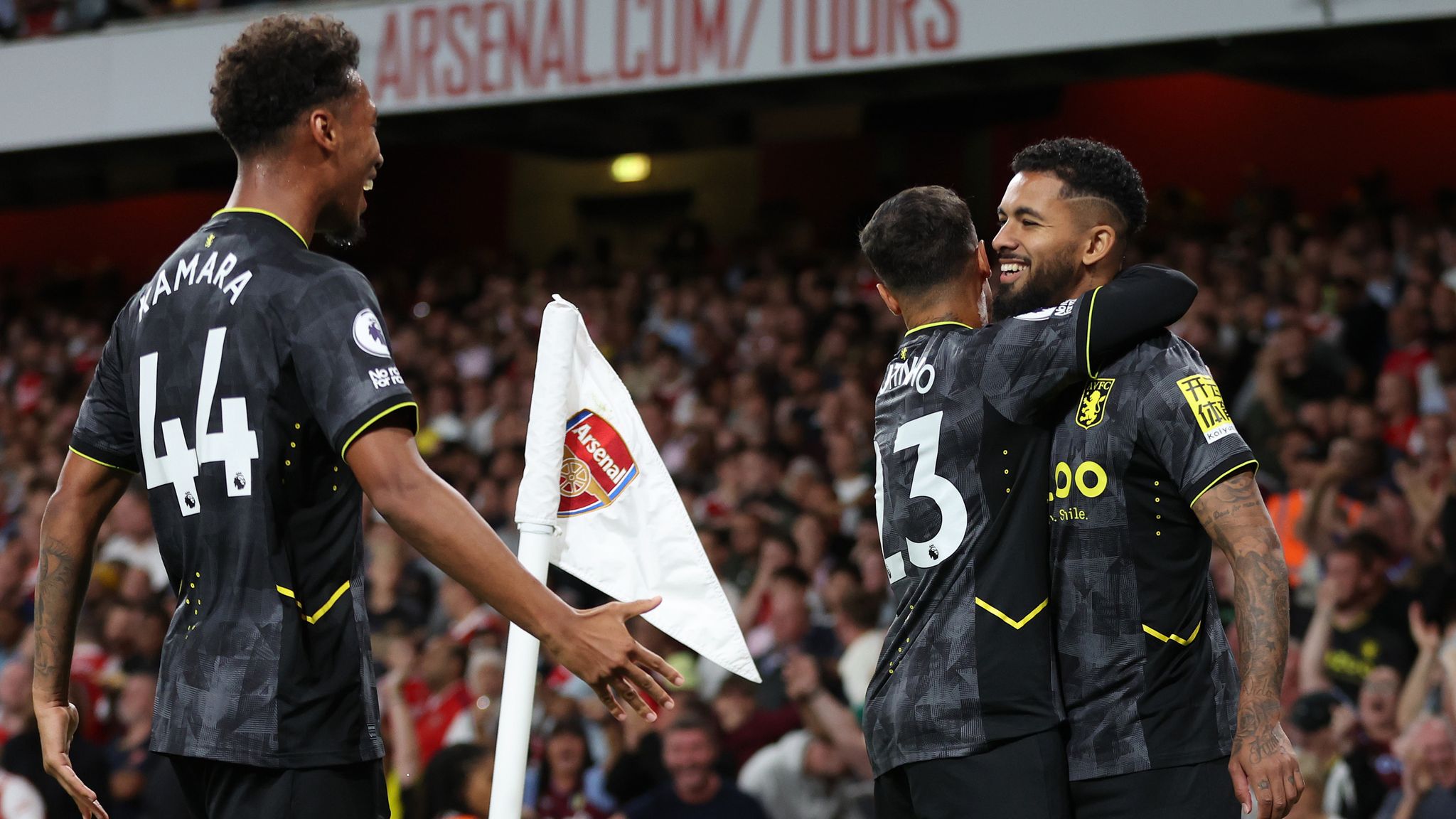 Arsenal open to Deadline Day move for midfielder | Douglas Luiz future ...