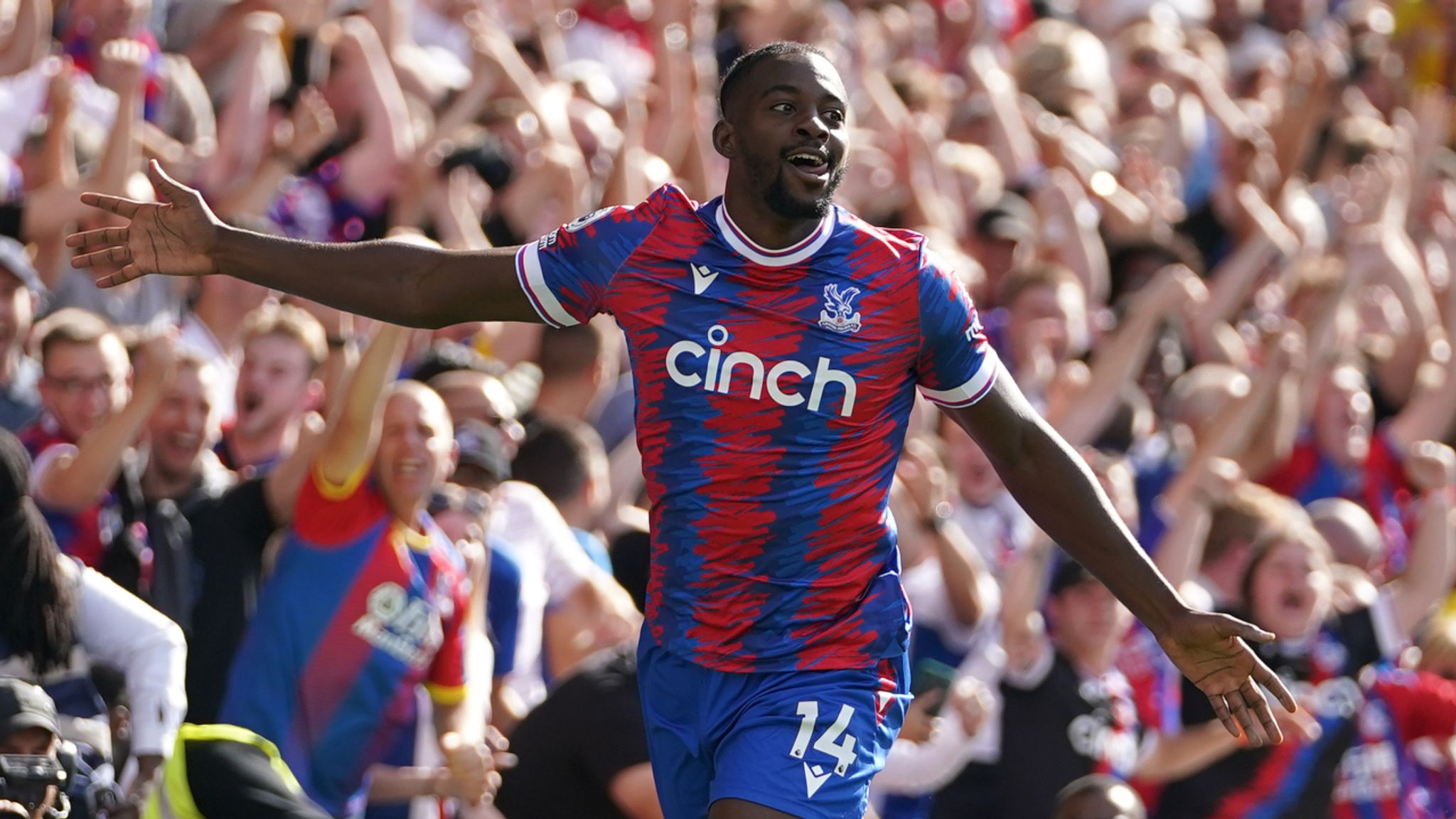 Crystal Palace 3-1 Aston Villa: Wilfried Zaha double helps Eagles to ...