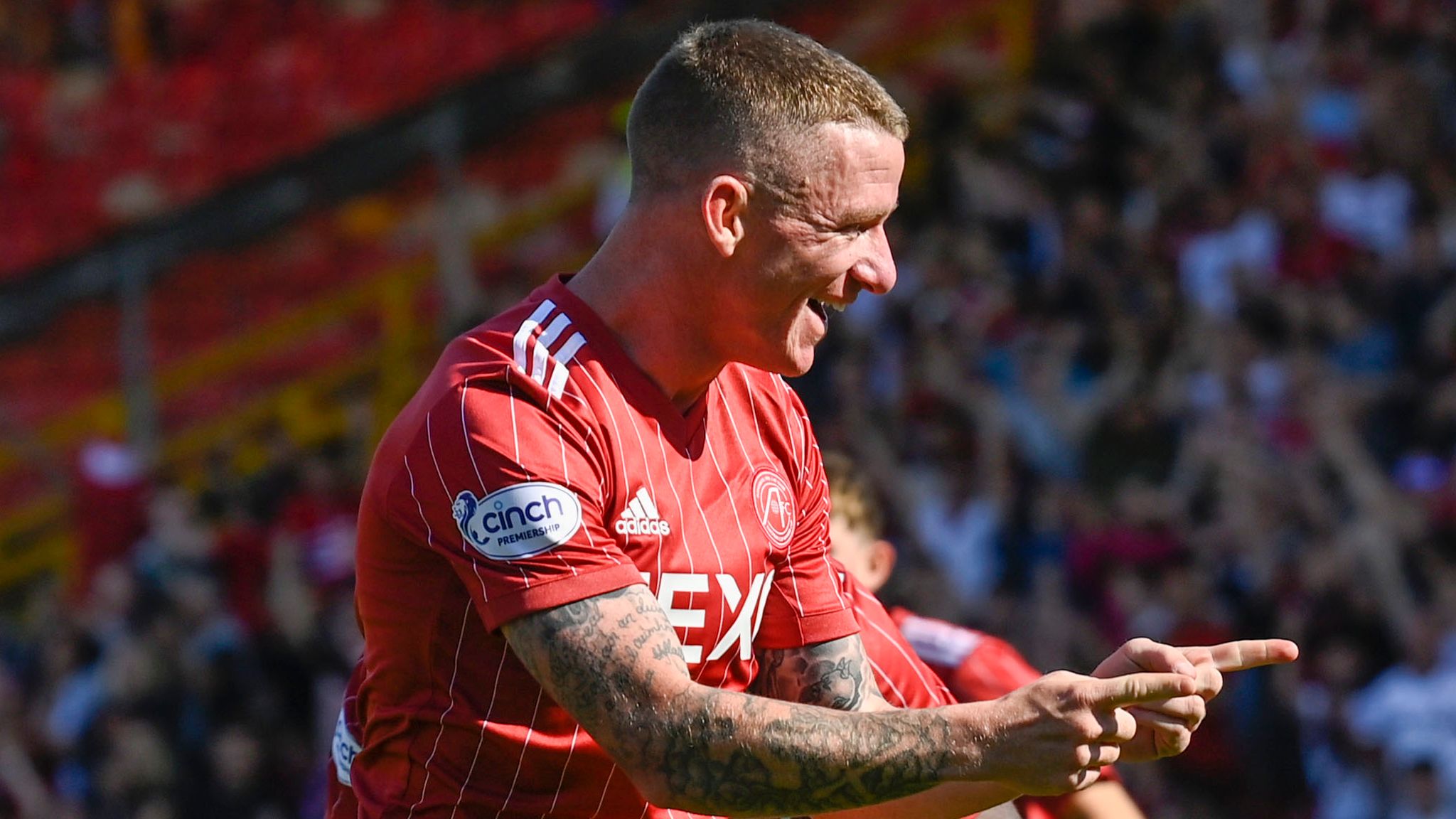 Aberdeen 2-3 Motherwell: Kevin van Veen seals win for visitors in five ...