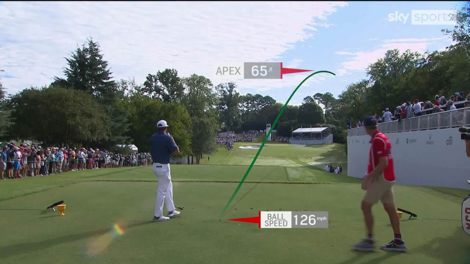 Scottie Scheffler hits a howler at the 10th tee! | Golf News | Sky Sports