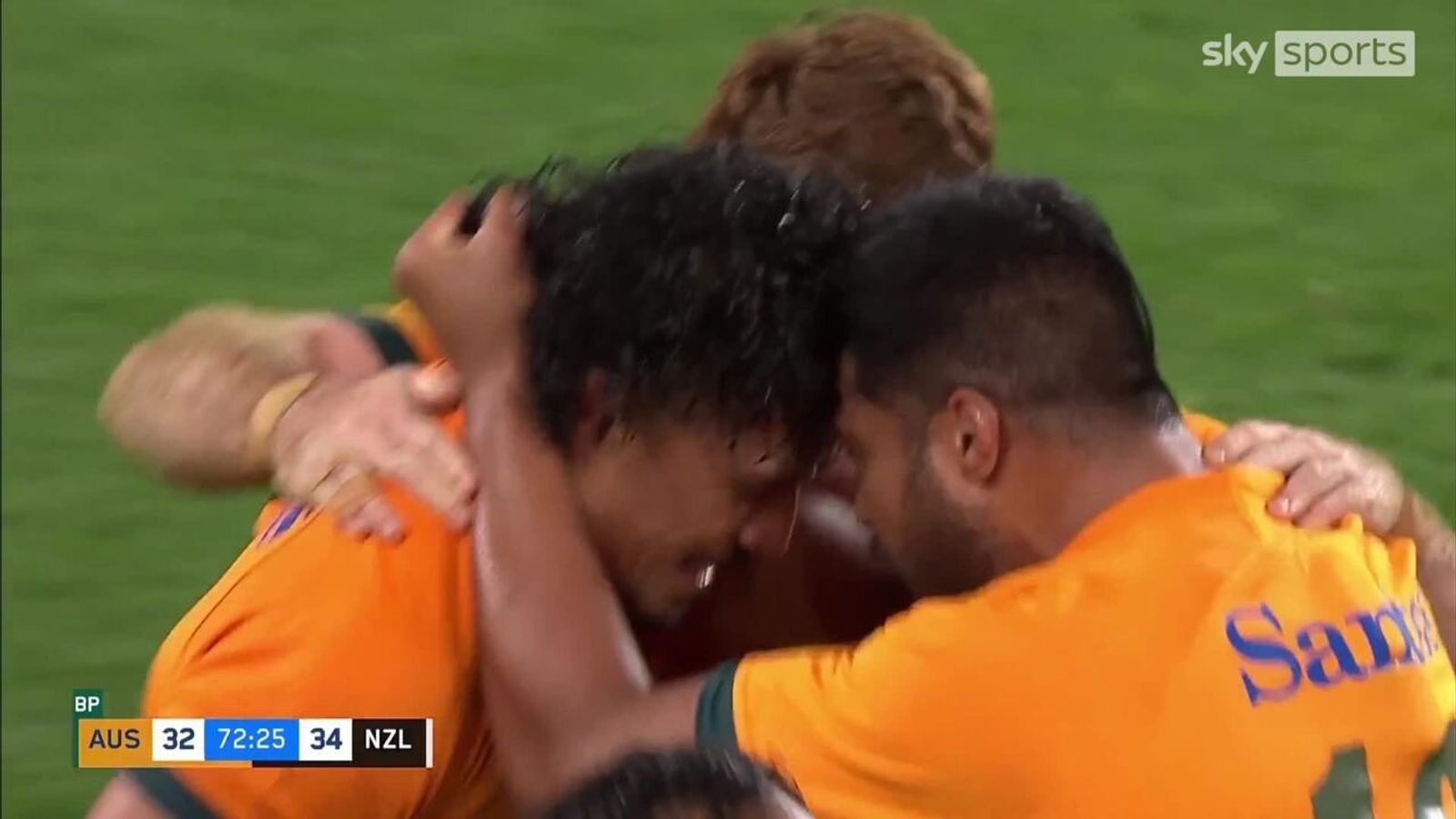 Australia move level thanks to Pete Samu's try | Rugby Union News | Sky ...