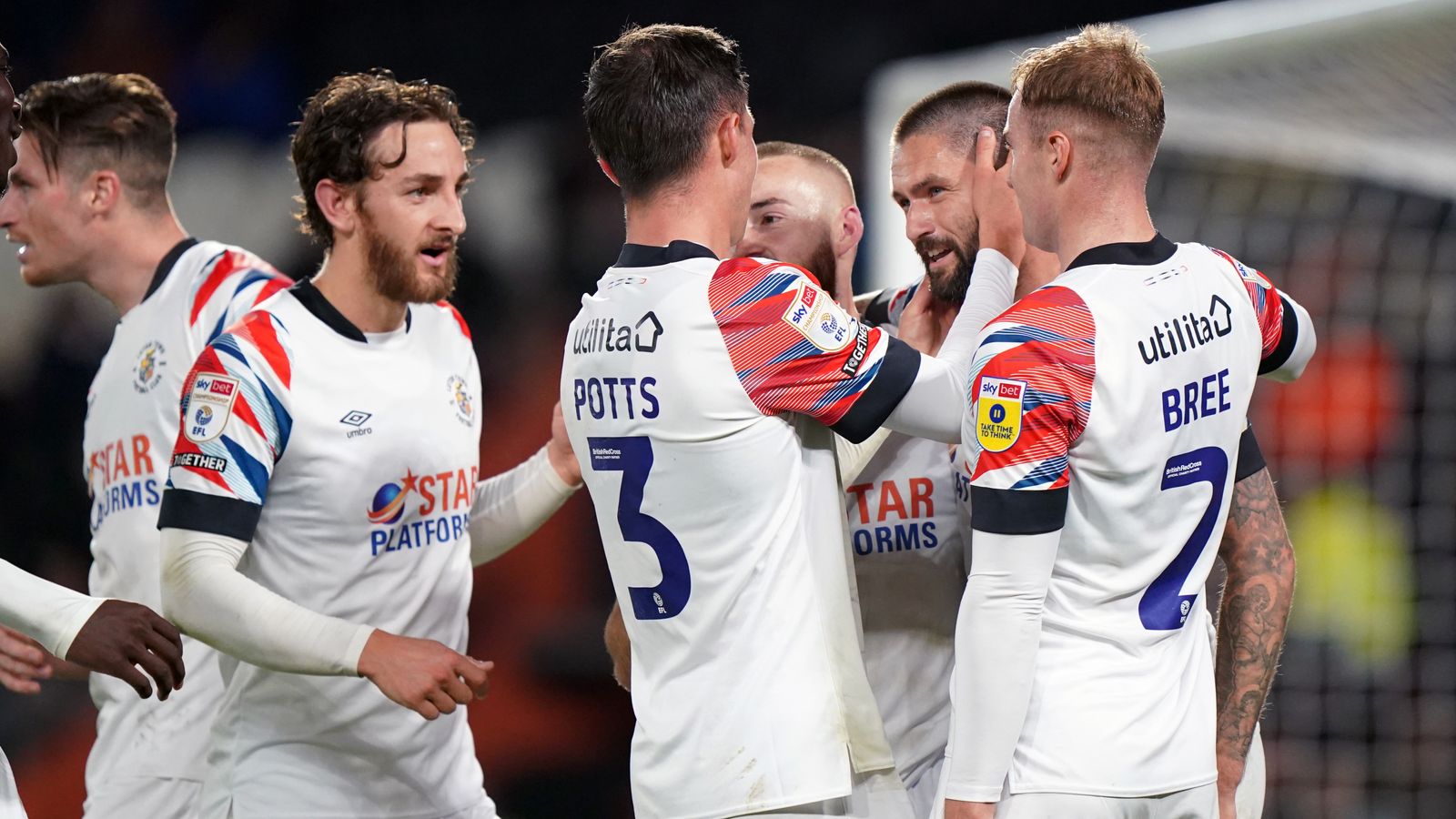 Hull City 0-2 Luton Town highlights | Football News | Sky Sports