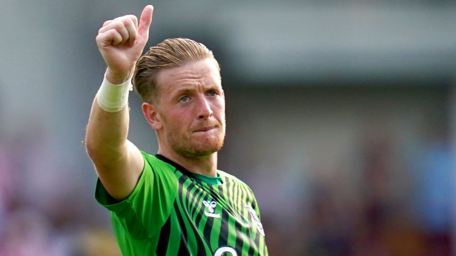 Everton's Jordan Pickford wins Save of the Month award against ...