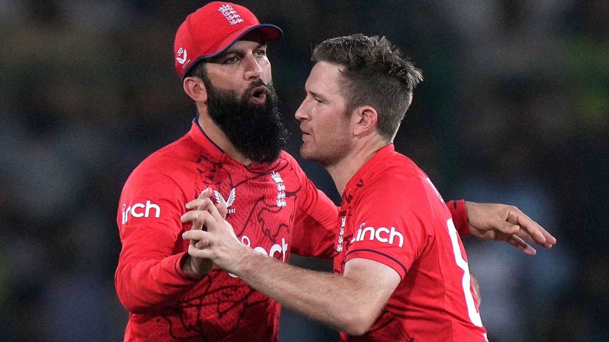 England coach Matthew Mott hails Liam Dawson effort in Pakistan defeat ...