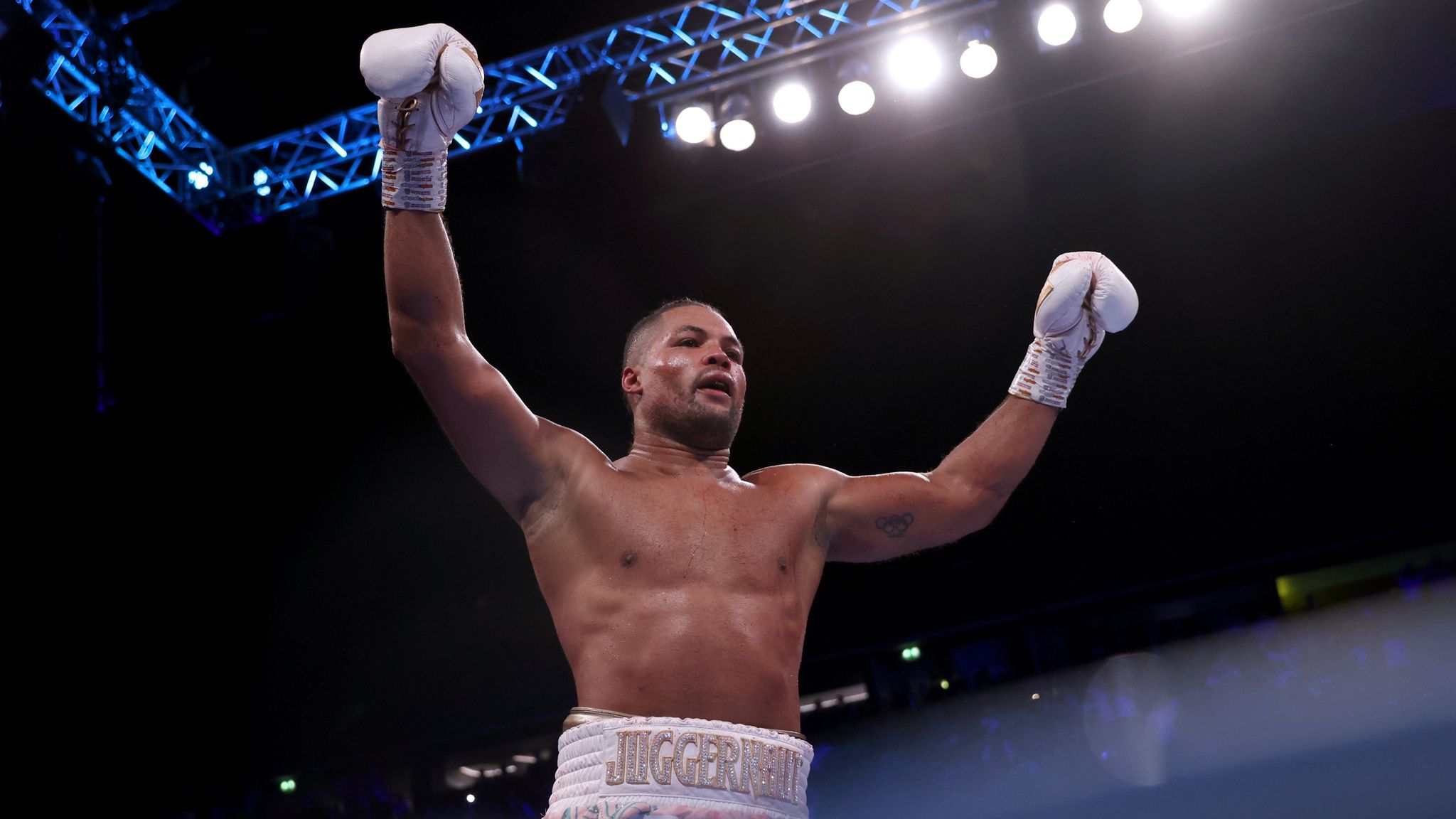 Joe Joyce crushes Joseph Parker in 11 rounds and calls out Oleksandr ...