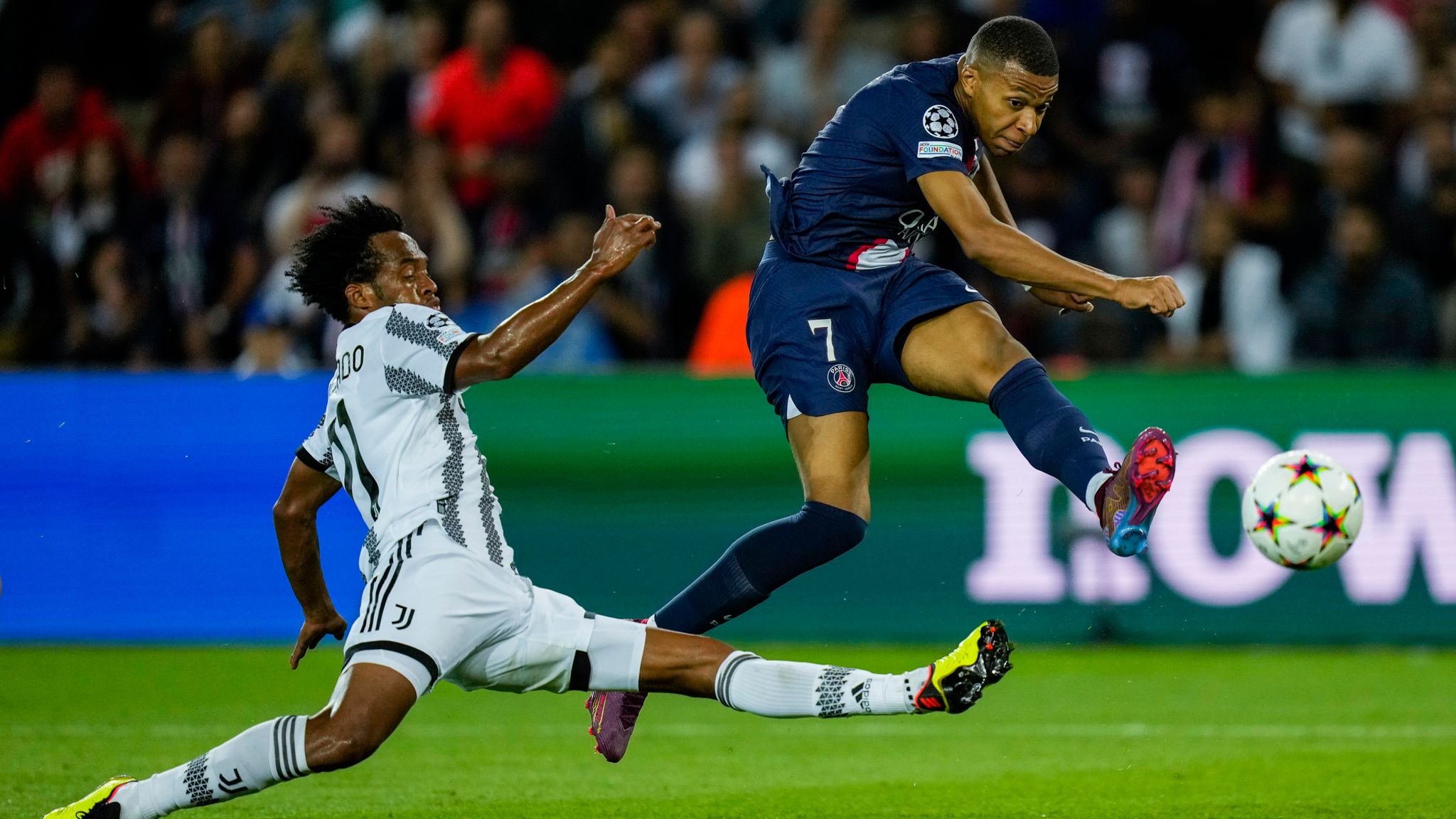 Kylian Mbappe helps PSG beat Juventus and Jude Bellingham scores for ...