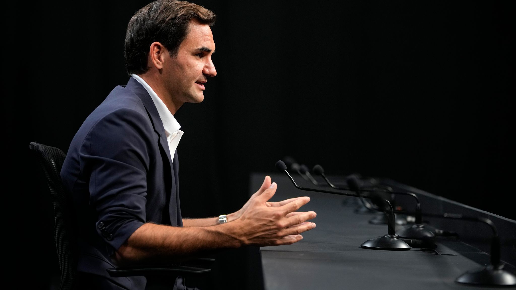 Roger Federer playing final match of his career alongside Rafael Nadal ...