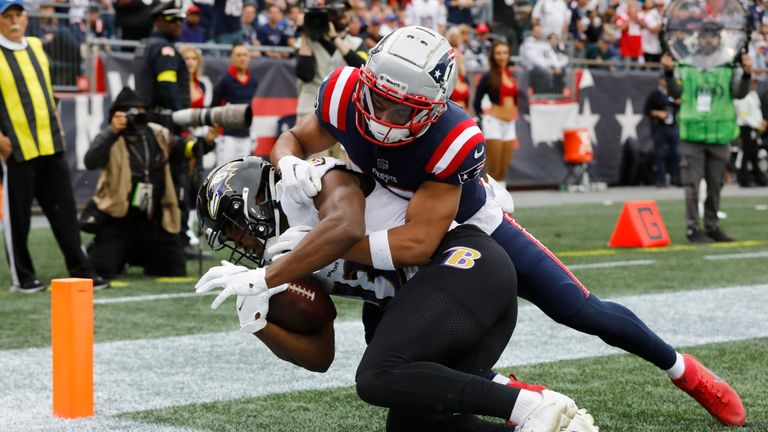 Devin Duvernay leaps for a spectacular toe-tap TD | NFL News | Sky Sports