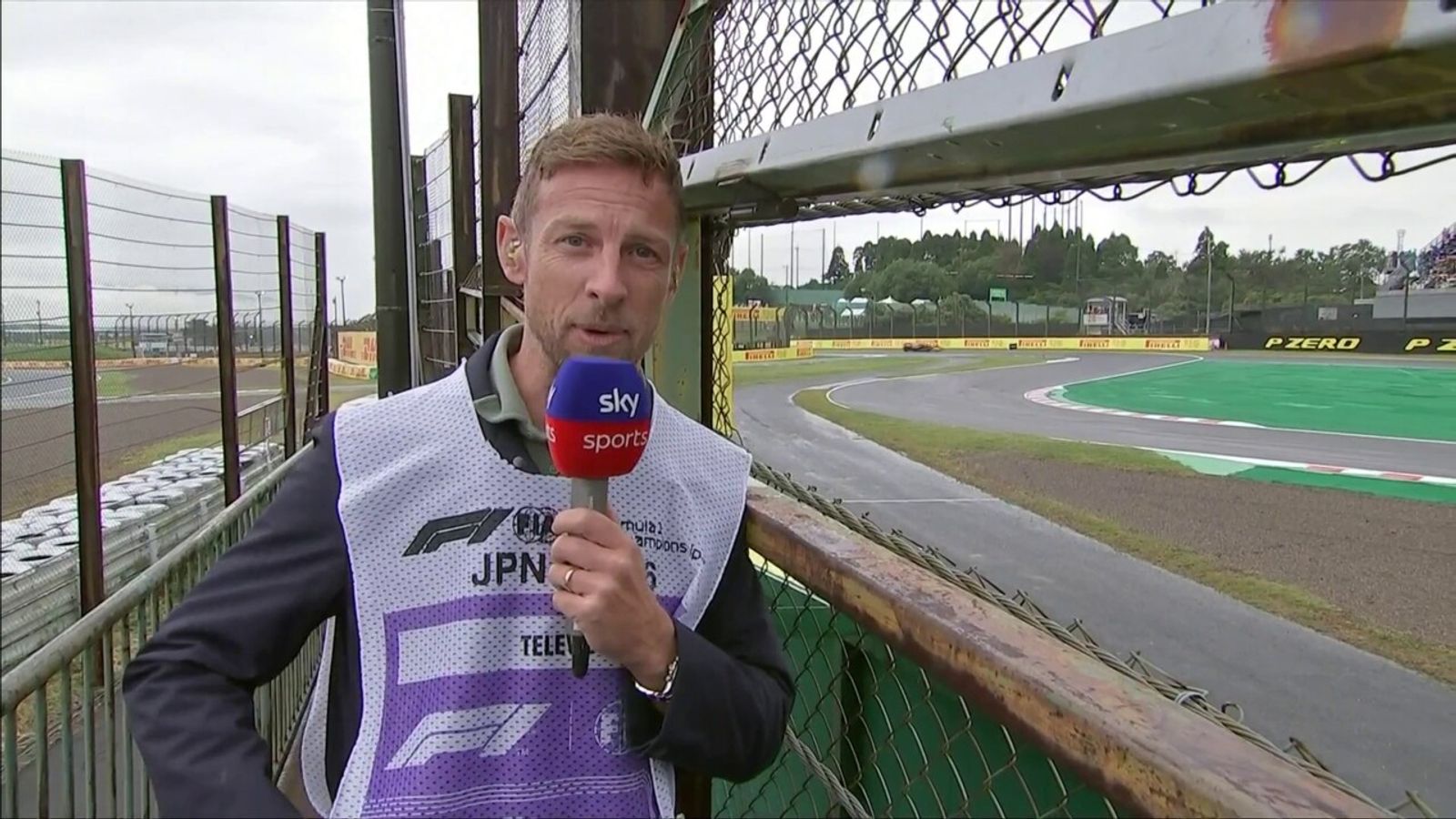 Jenson Button trackside at Turns 16 & 17 | F1 News | Sky Sports