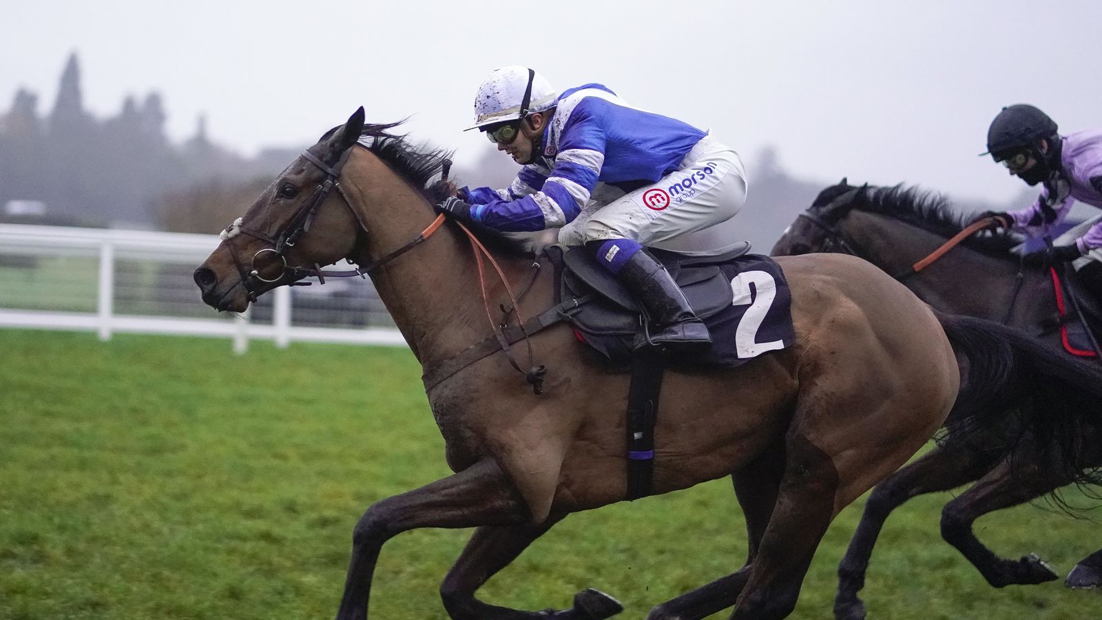 Silver Trophy Handicap Hurdle: Knappers Hill much too good for Paul ...