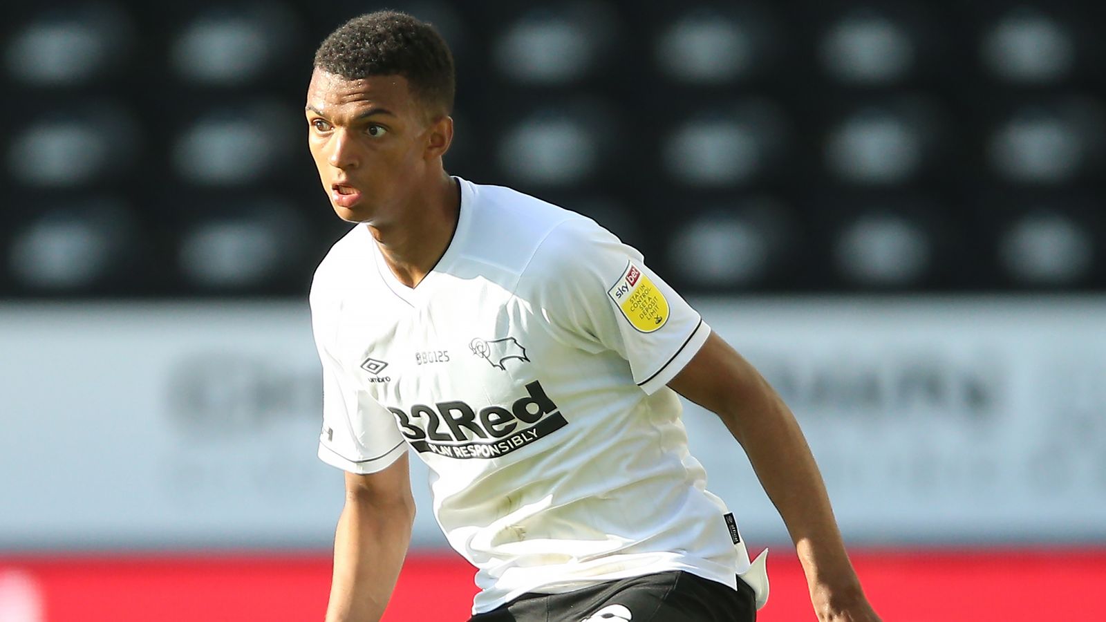 Nicolas Raskin: Rangers set to sign Standard Liege midfielder ...