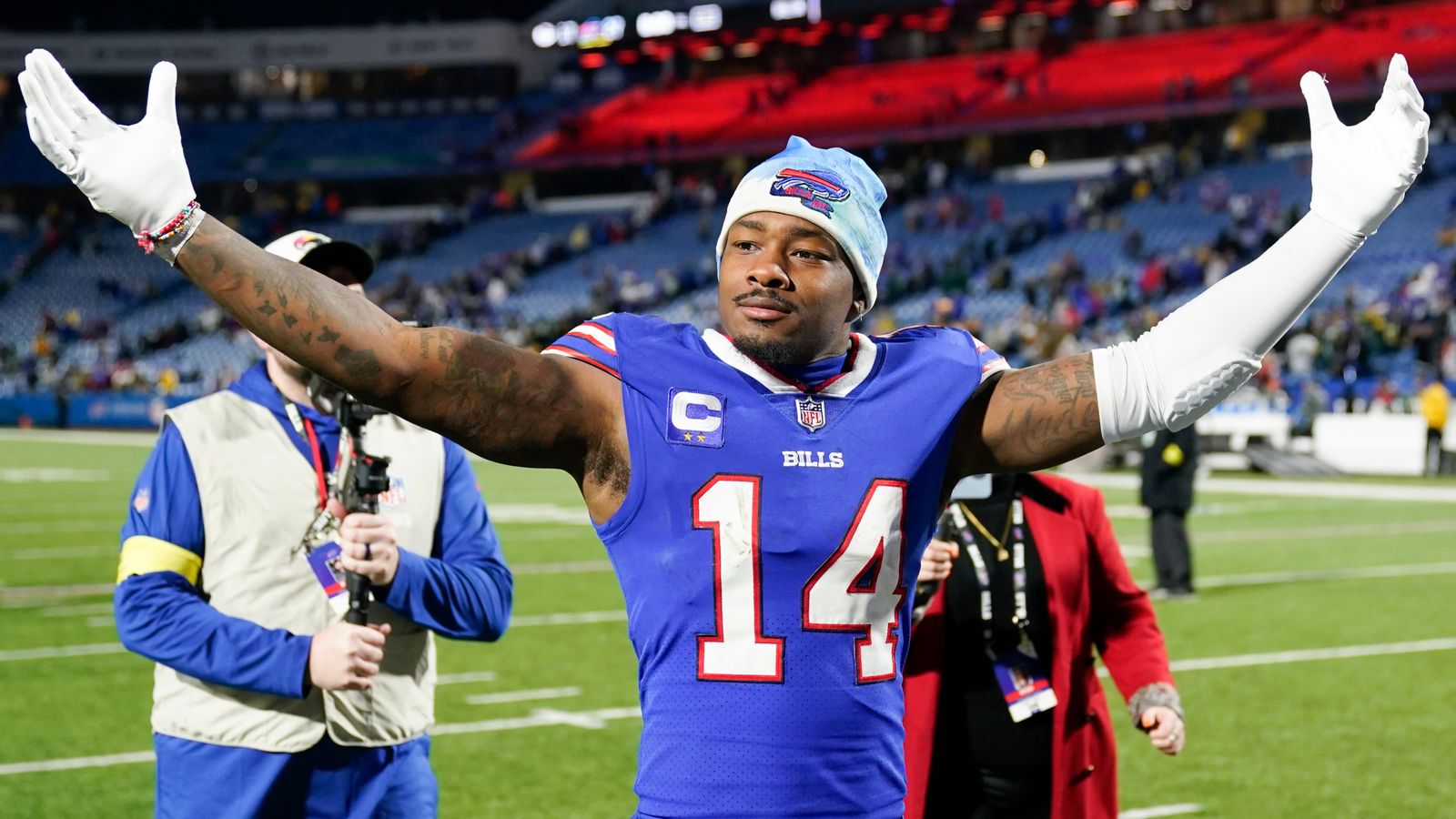 Green Bay Packers 17-27 Buffalo Bills: Stefon Diggs leads Bills to ...