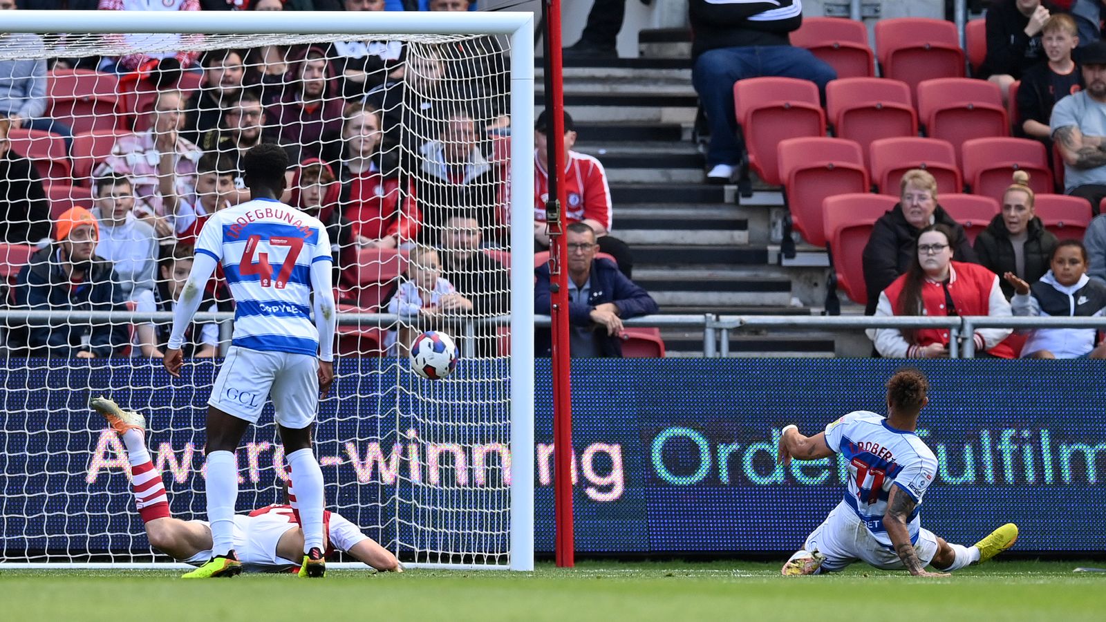 Bristol City 1 - 2 QPR - Match Report & Highlights