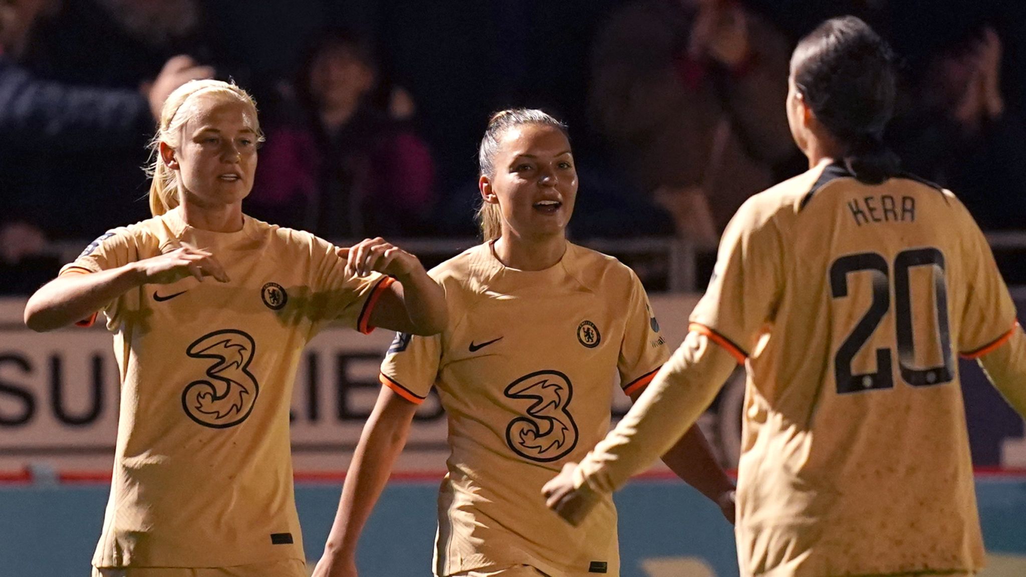 Arsenal and Man Utd win to maintain 100 per cent starts to WSL season ...