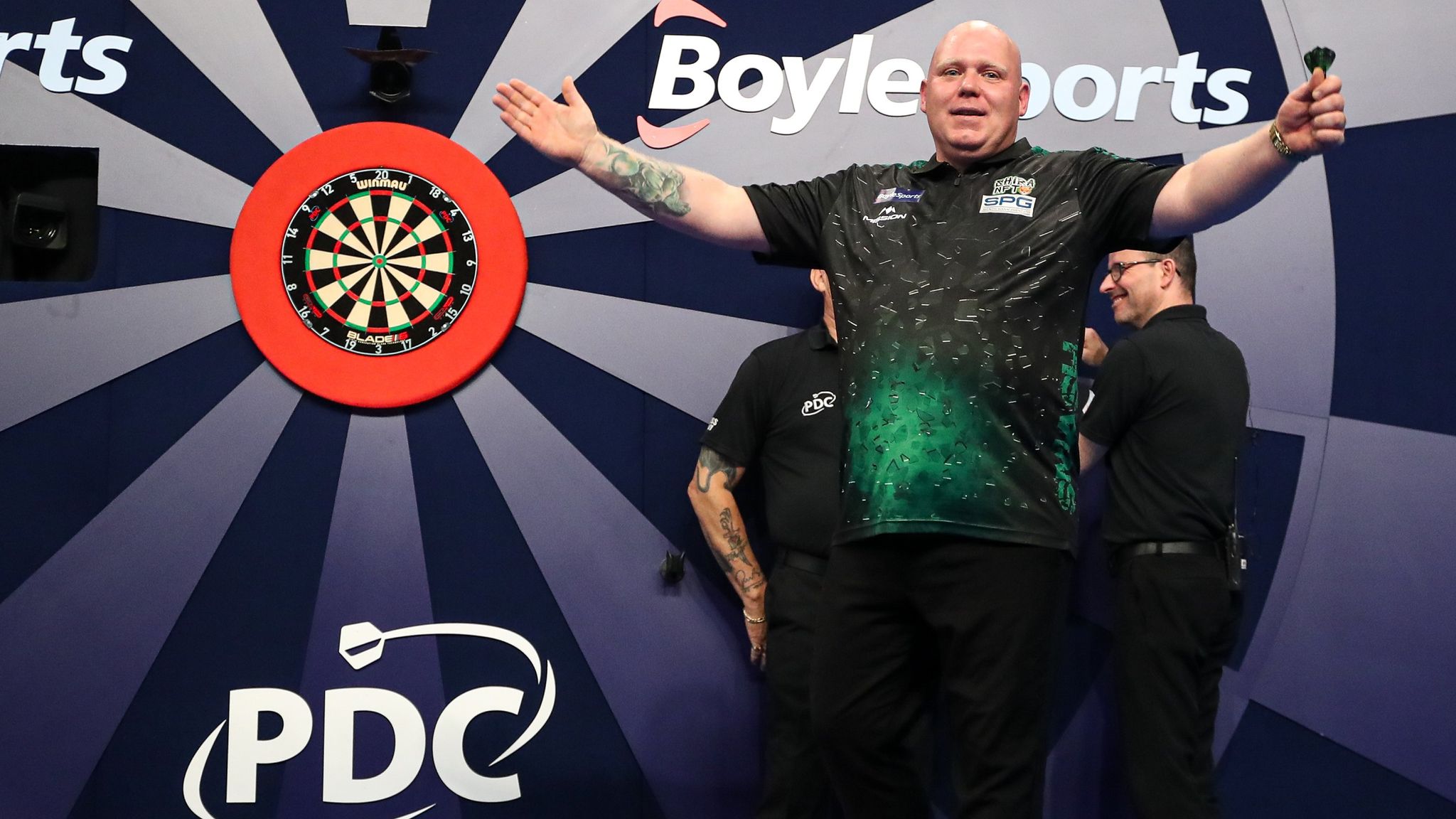 World Grand Prix: Gerwyn Price comes from behind to defeat Joe Cullen ...