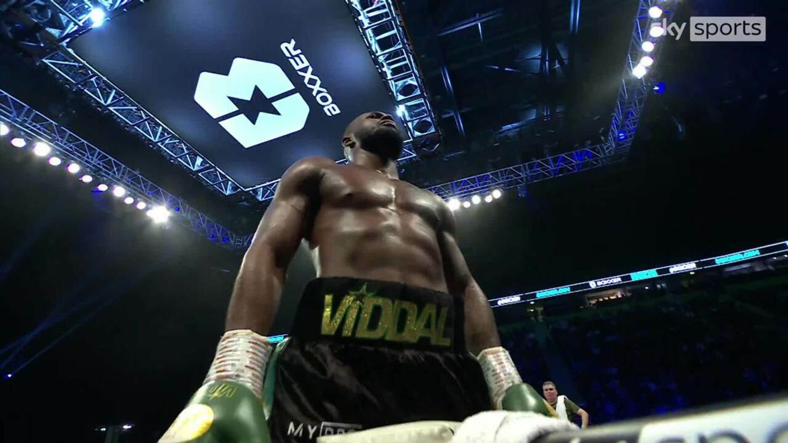 Anees Taj vows to ruin Viddal Riley's unbeaten record with a stunning ...