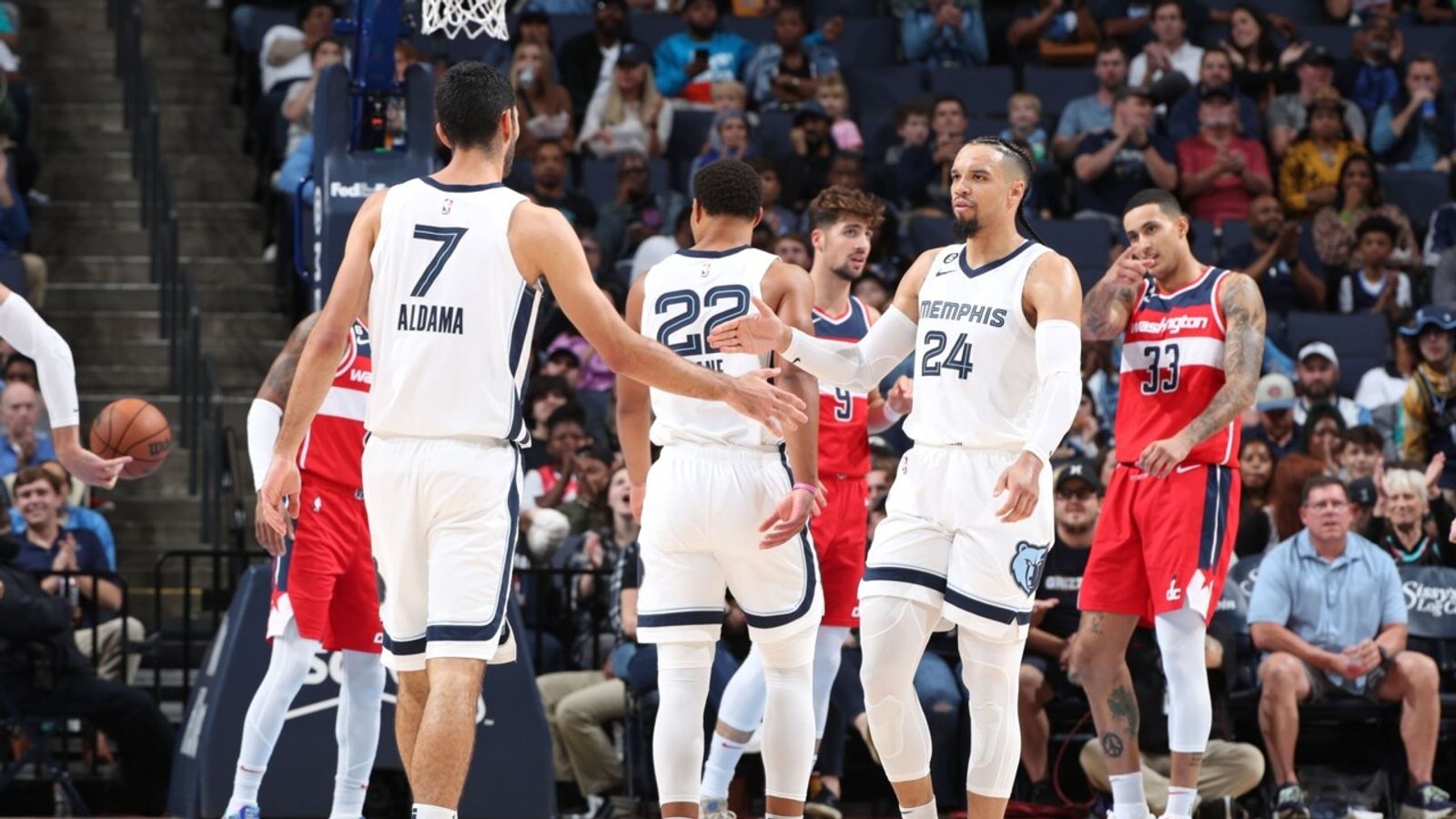 Santi Aldama behind-the-back pass sets up Brandon Clarke's dunk | NBA ...