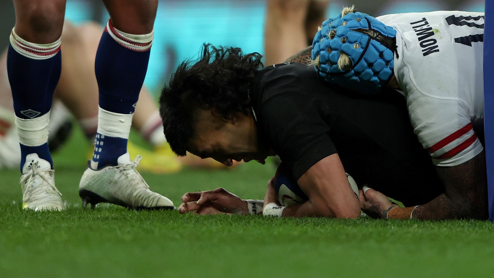 England 25-25 New Zealand: Hosts recover from 25-6 down to dramatically ...