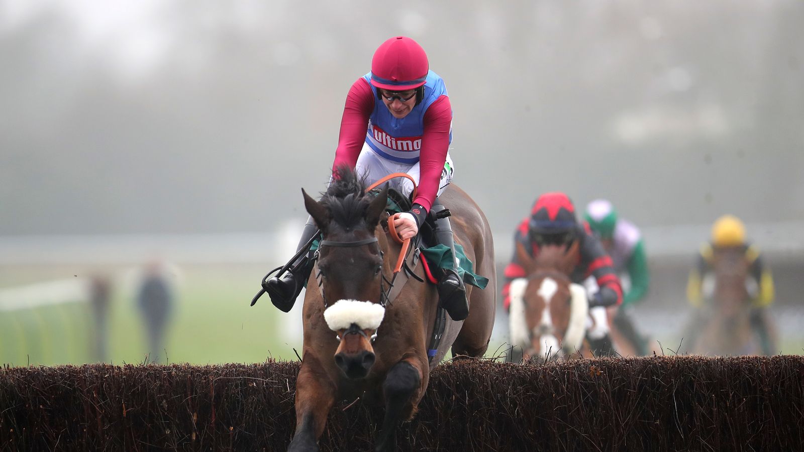Coral Gold Cup: Joe Tizzard hoping Fiddlerontheroof has his day in ...