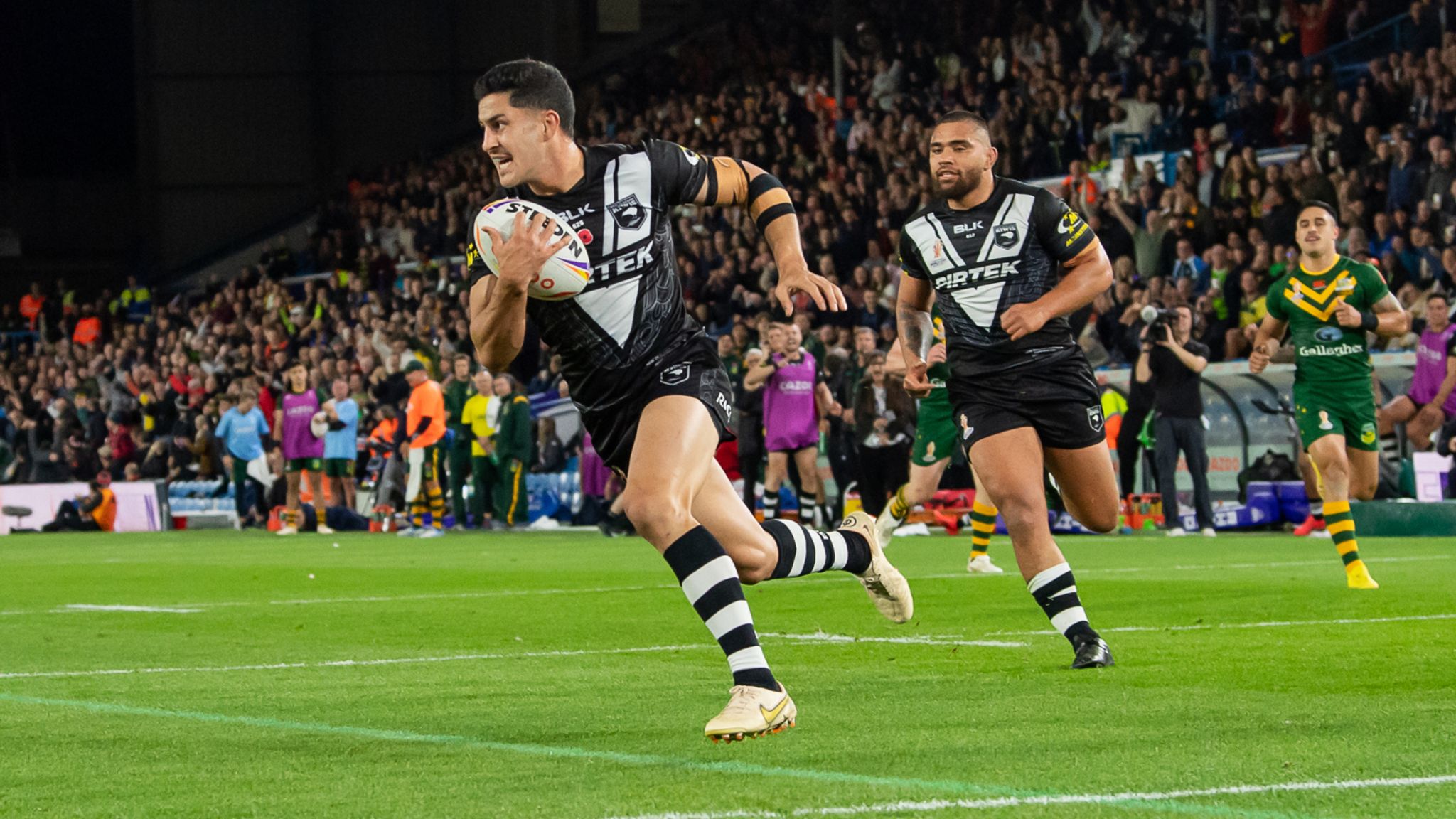 Rugby League World Cup: Australia into final with 16-14 win over New ...