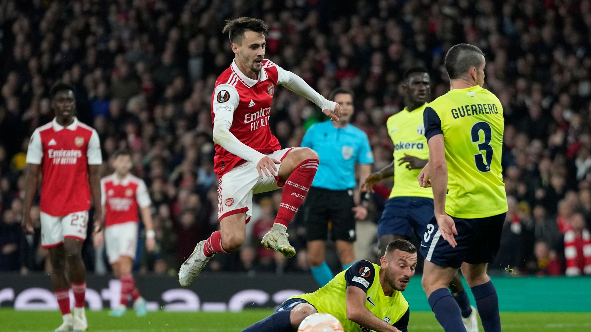 Alejandro Garnacho shines for Man Utd as Arsenal's Fabio Vieira shows ...