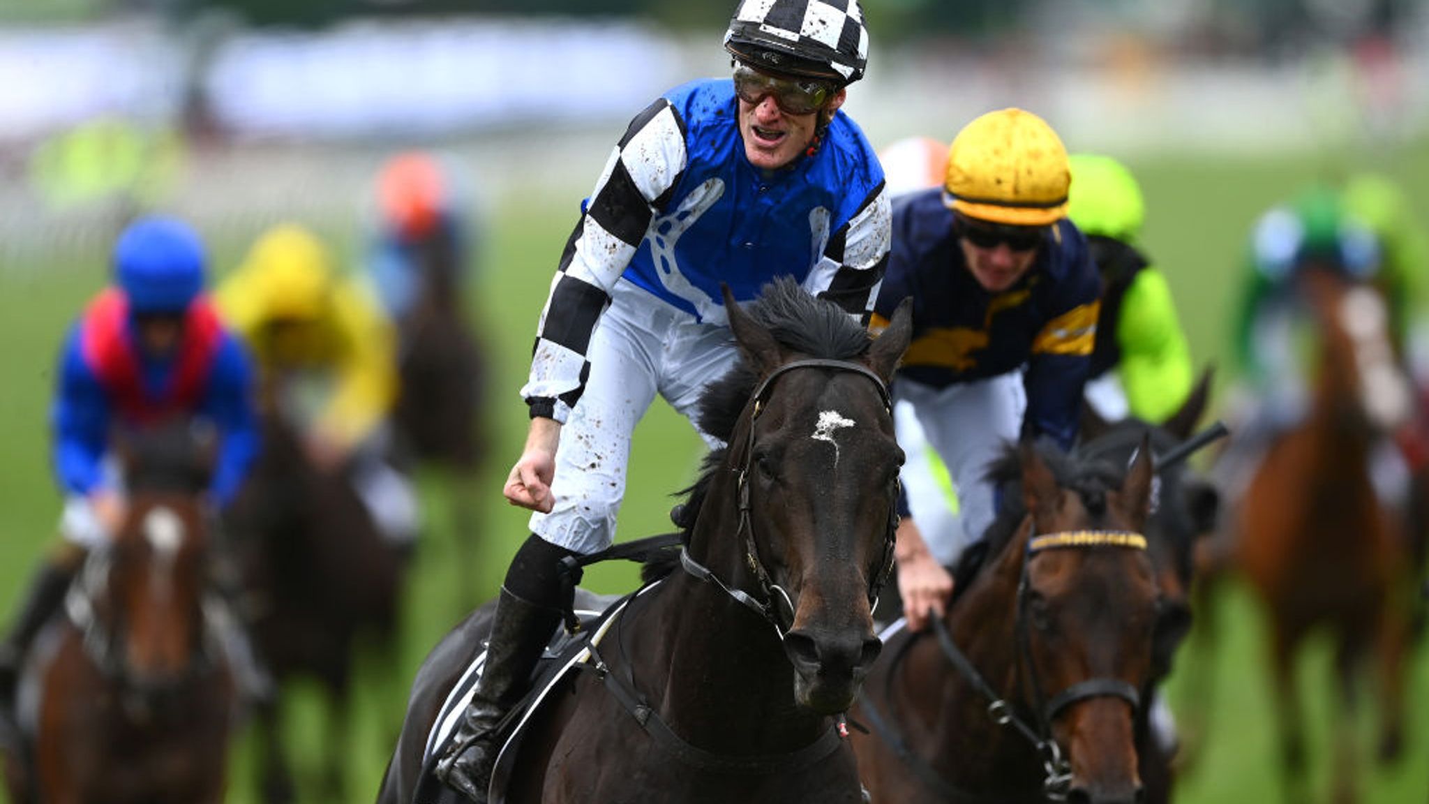 Lexus Melbourne Cup: Gold Trip strikes off top weight in Flemington for ...