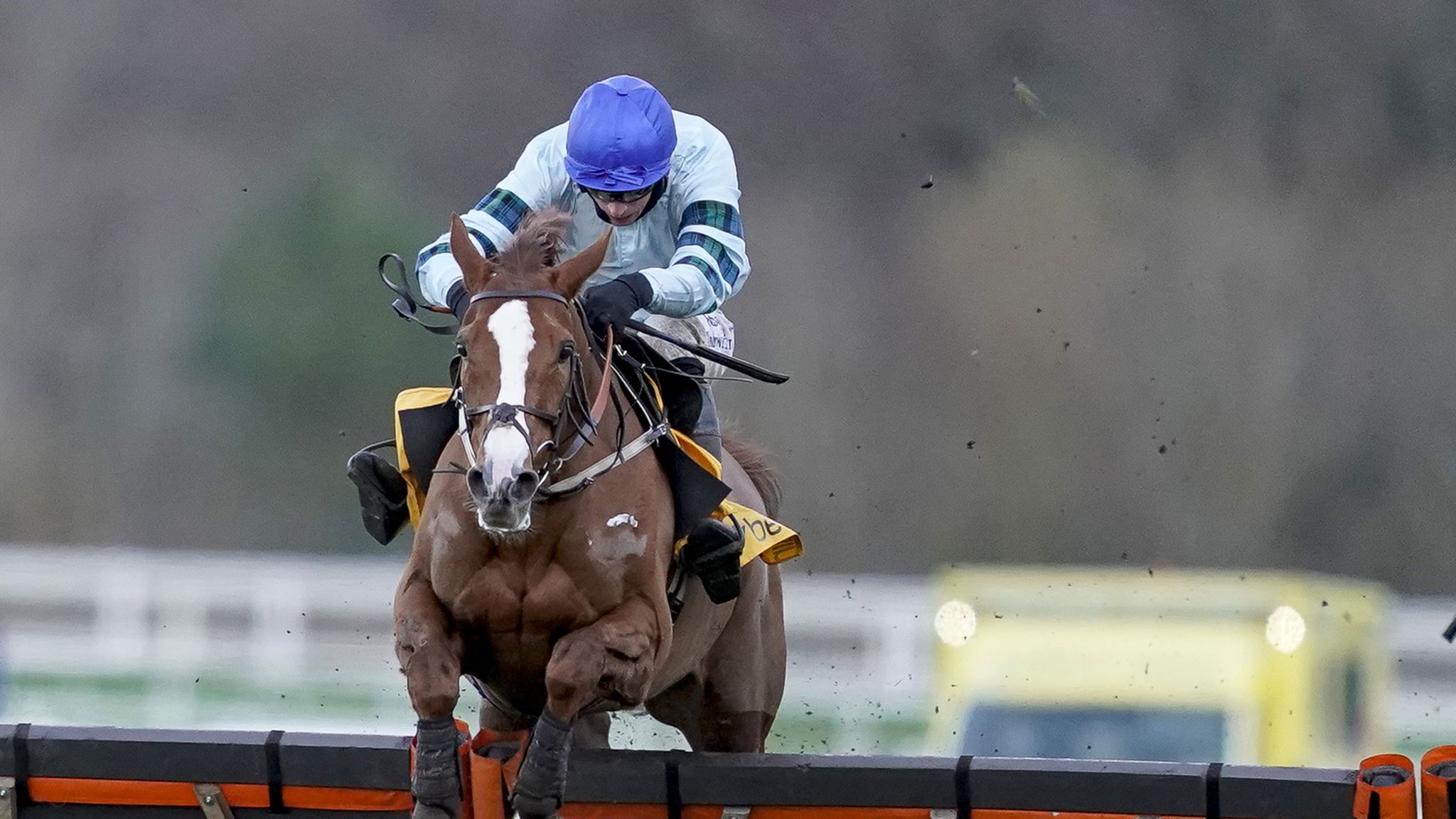 Newbury's Mill Reef Stakes: Powerful Glory lives up to his name with ...
