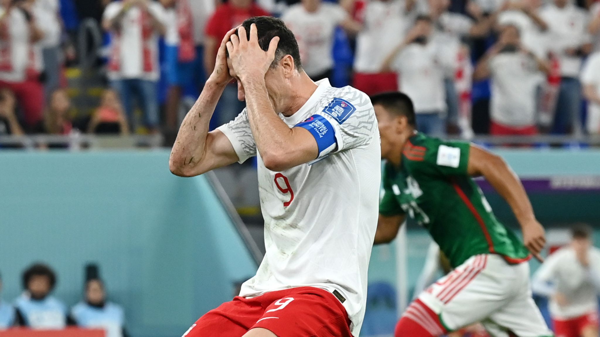Mexico 0 0 Poland Robert Lewandowski Has Penalty Saved In World Cup