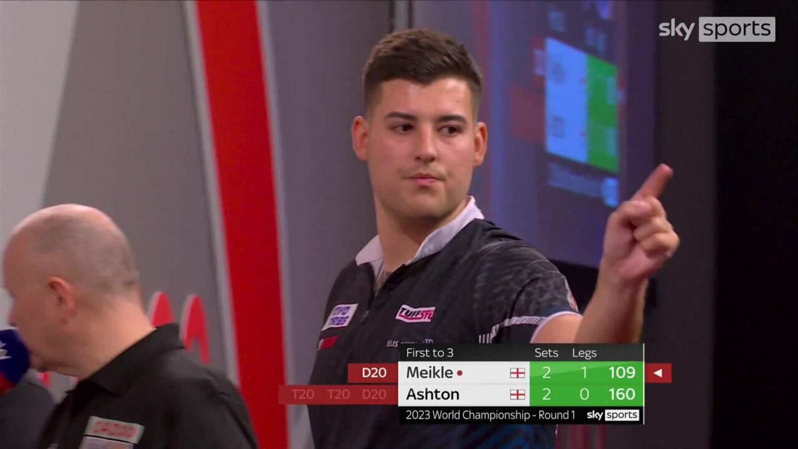 Ryan Meikle's pivotal 109 out | Darts News | Sky Sports